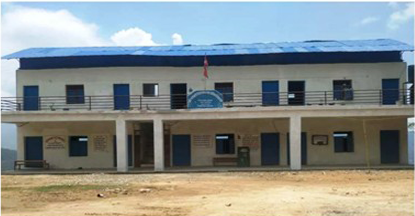 बाजुराको हिमाली गाउँपालिकामा उच्चमाबि नहुँदा पढाइ छोडन बाध्य छात्रा