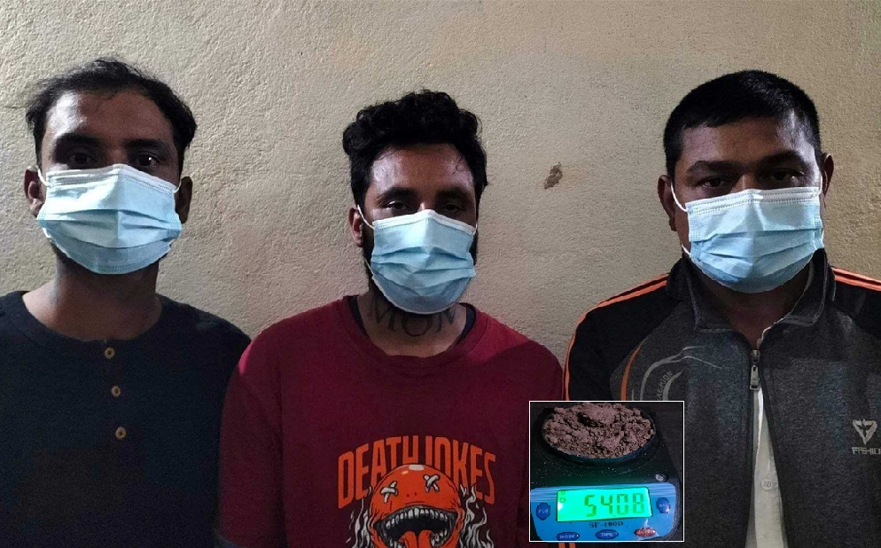 कञ्चनपुरमा लागुऔषधसहित तीन जना पक्राउ